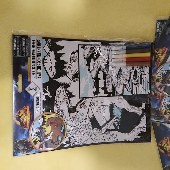 Jurassic Park | Other | Jurassic Park Medium Sized Poster Boards Kits ...